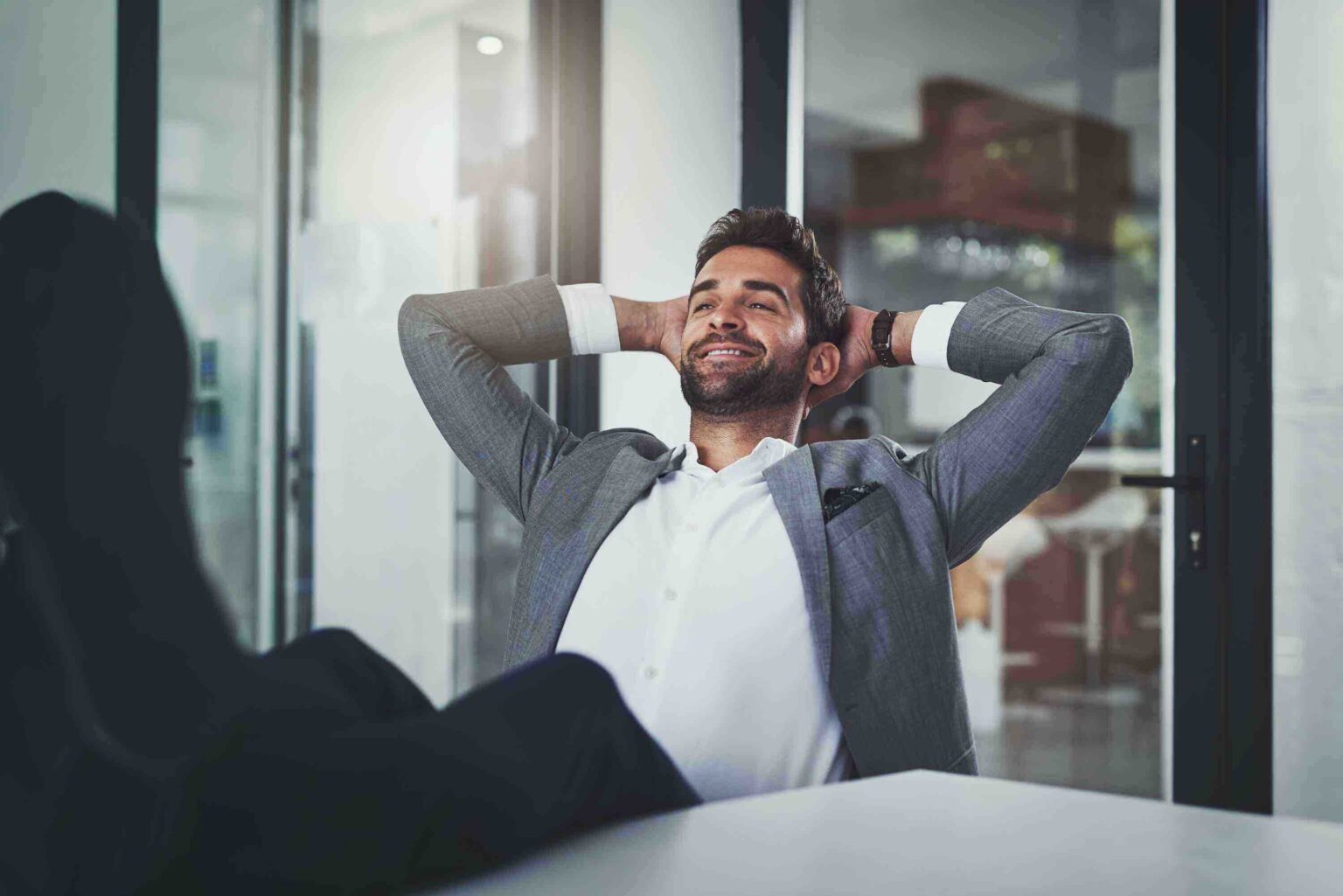 21 Alpha Male Traits - How to Become More Alpha, Fast!